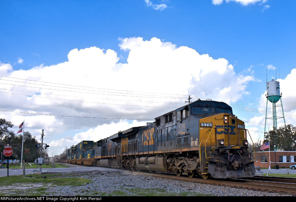 CSX 579 Q037